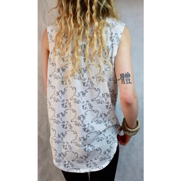 Disney | Tops | Disney The Lion King Simba Sketch Muscle Tank Top ...